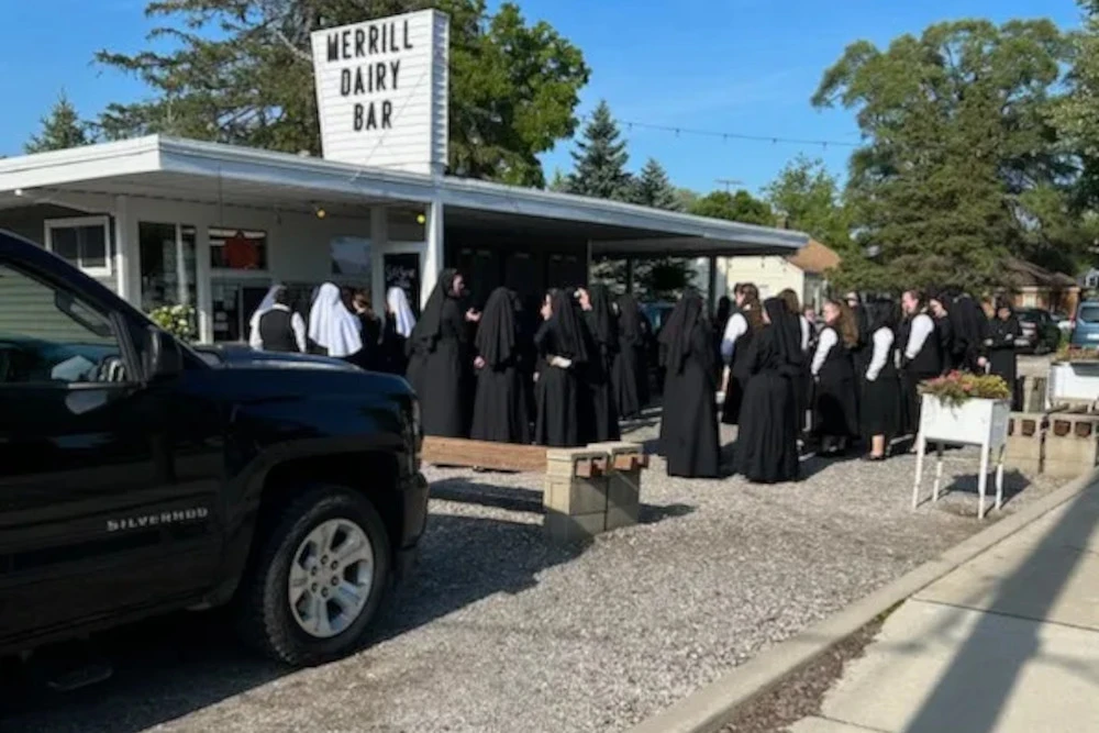 Warum kamen Dutzende von Ordensschwestern zu diesem Eiscafé im ländlichen Michigan?