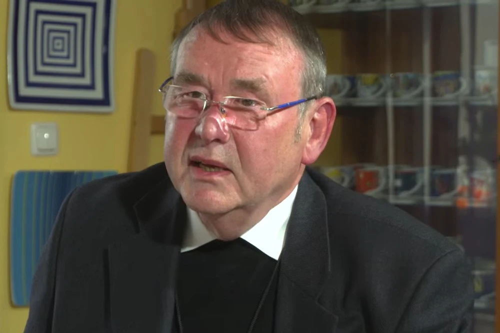 Weihbischof Schepers zu LGBT: „Was in den Texten der Kirche steht, ist ...